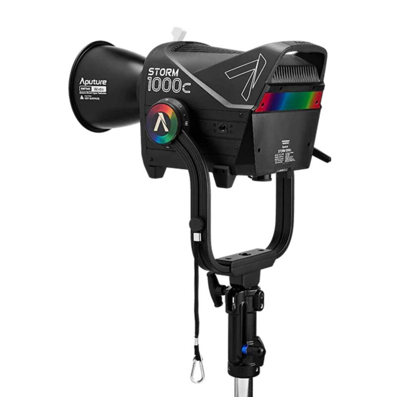 Aputure STORM 1000c - LIGHT UP RENTAL